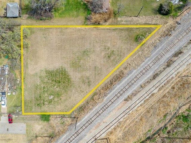 114 N Foster Ave, El Reno, OK 73036