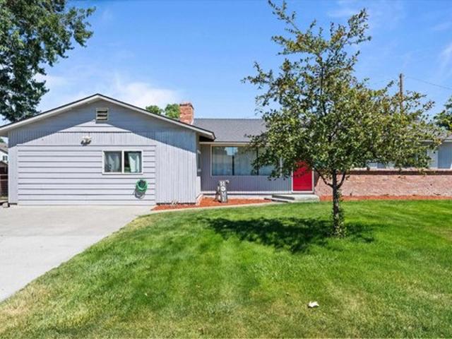 114 N Kellogg St, Kennewick, WA 99336