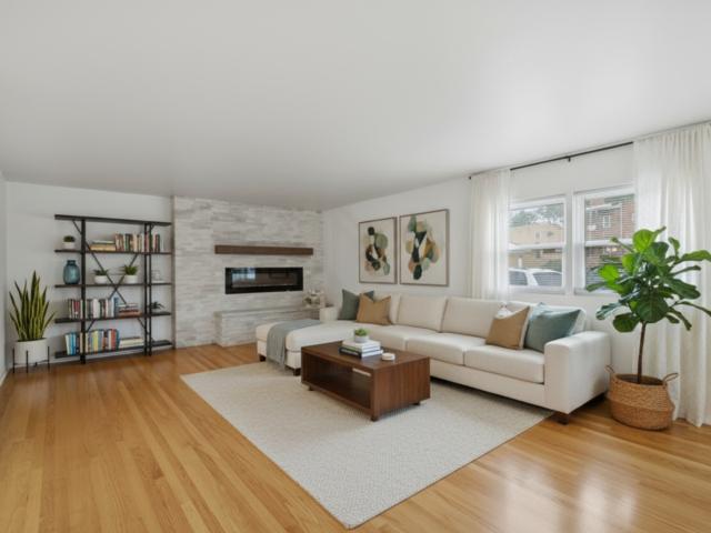114 N Lancaster Street