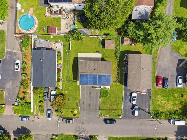 114 Noyes Avenue