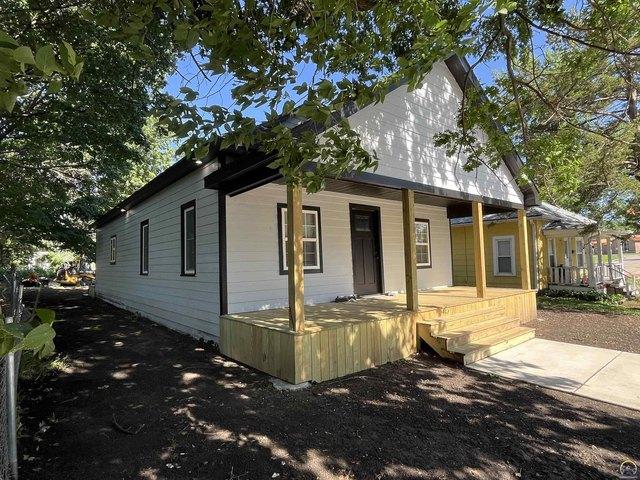114 S Washington St, Emporia, KS 66801