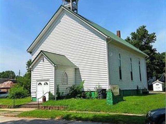 114 S Green St, Greens Fork, IN 47345