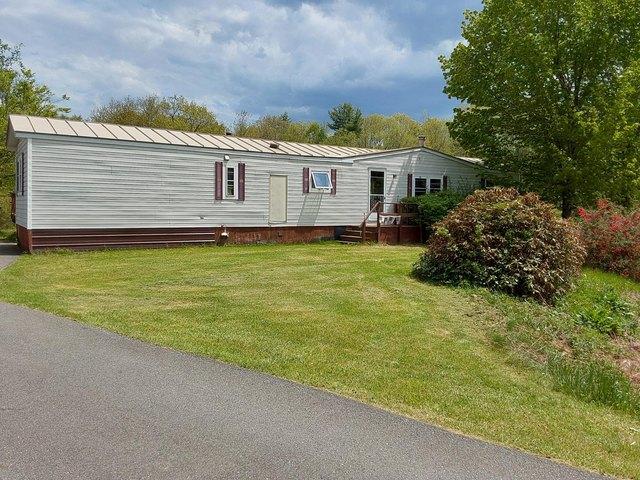 114 S Howe Rd, Whitefield, ME 04353