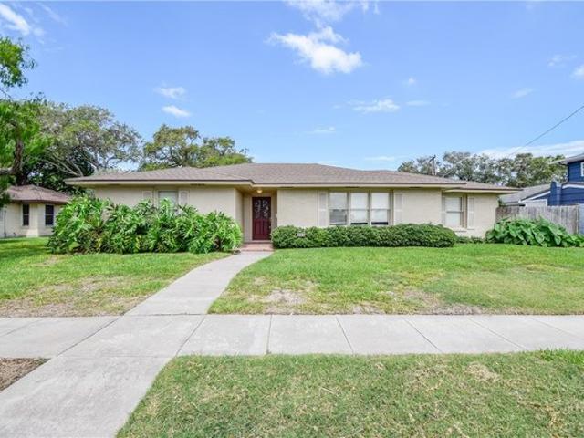 114 Seaview Ln, Corpus Christi, TX 78411
