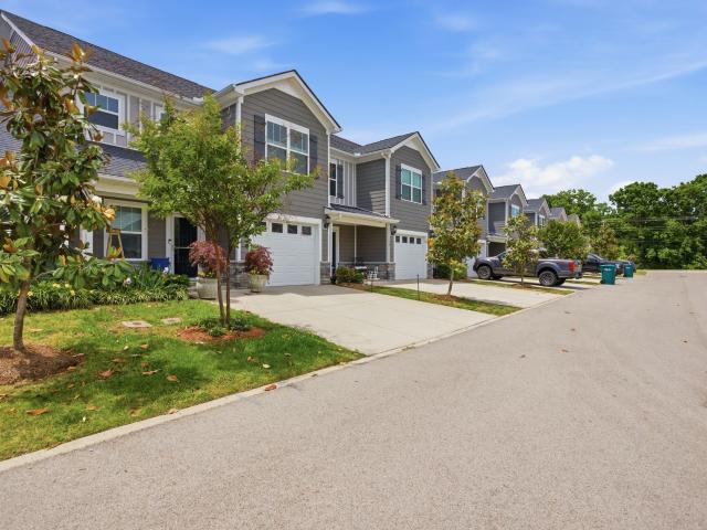 114 Shannon Pl