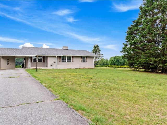 114 Shiloh Farm Trail