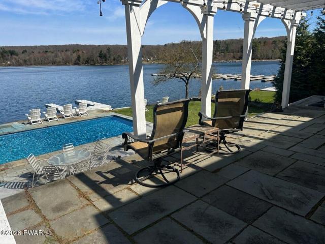 114 Shore Road