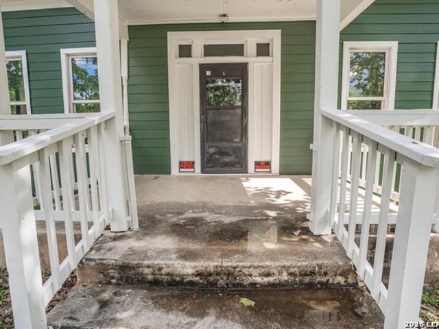 114 Short St