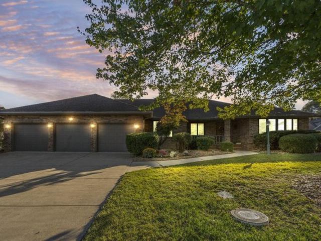 114 Spurlock Dr, Branson, MO 65616