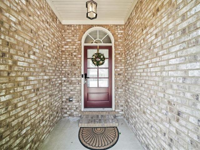 114 Stoneybrook Drive