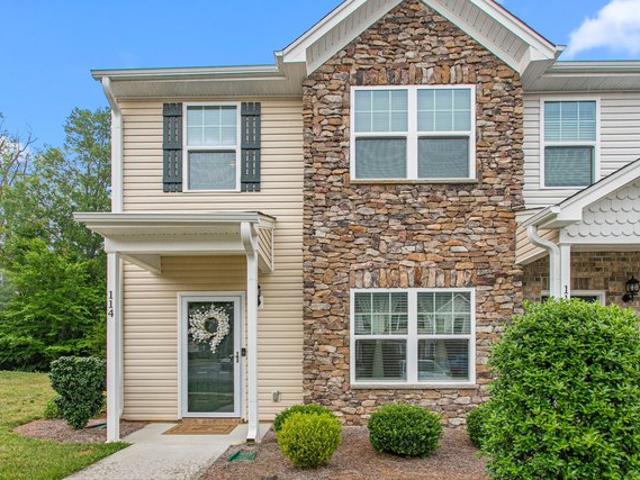 114 Summerland Dr, Greensboro, NC 27405