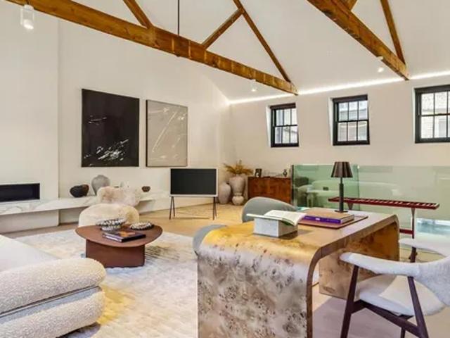 114 Pavilion Road, London, SW1X 0AX, United Kingdom | 2 bed townhouse for rent #118299525 | Rentberry