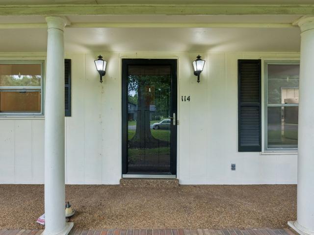 114 Paschal Dr