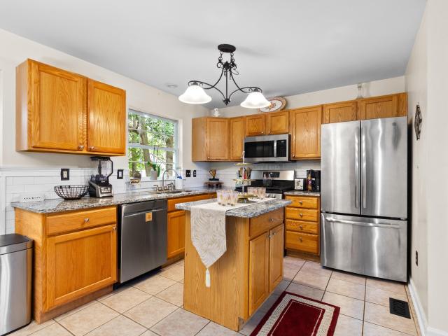 114 Pine Knoll Cir