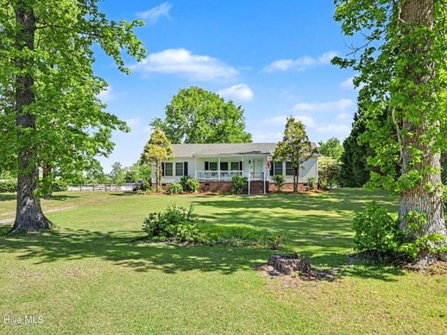 114 Royal Oak Dr, Hampstead, NC 28443