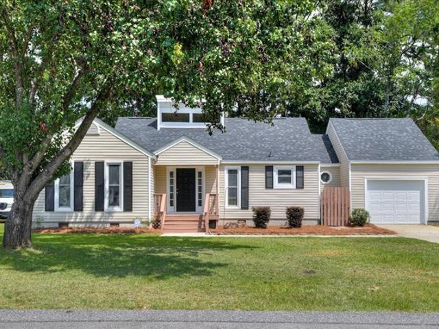 114 Robinwood Dr, Aiken, SC 29803