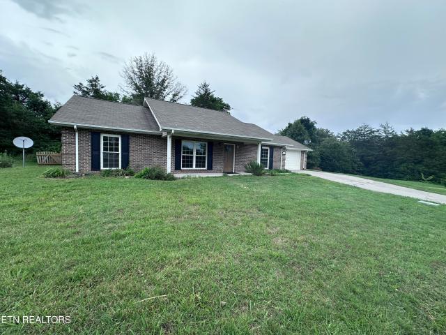 114 Rolling Acres Way