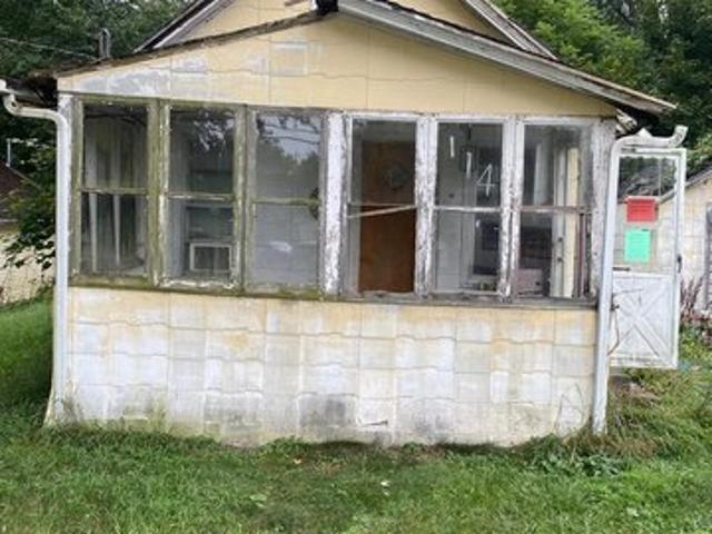 114 Ridge St, Jackson, MI 49203