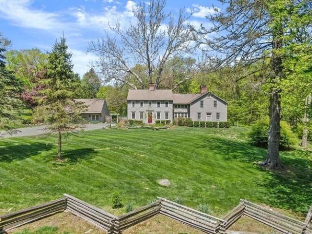 114 Ruscoe Rd, Wilton, CT 06897