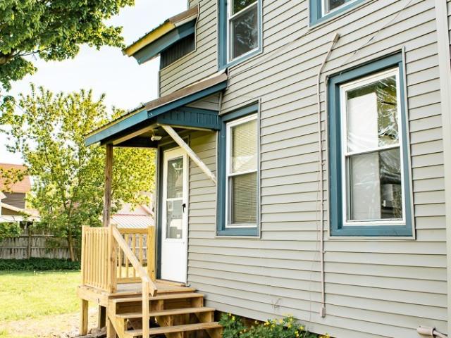 114 W Thomas Street