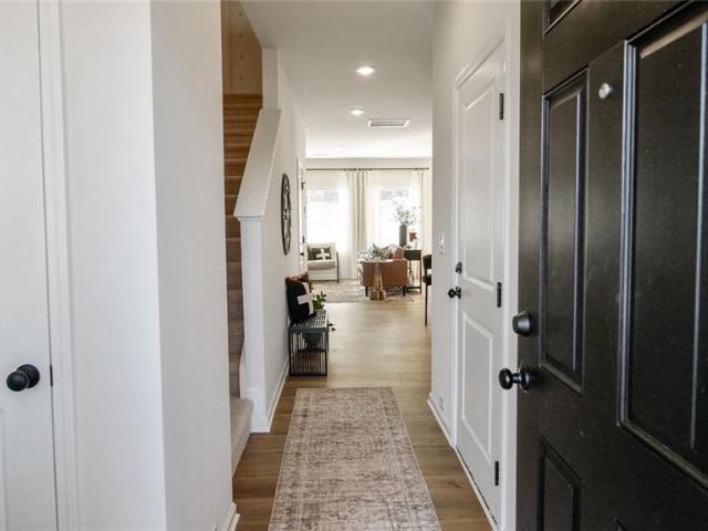 114 W Acklin Ln, Unit 24B, Dalton, GA 30721 | MLS #7762 | Compass