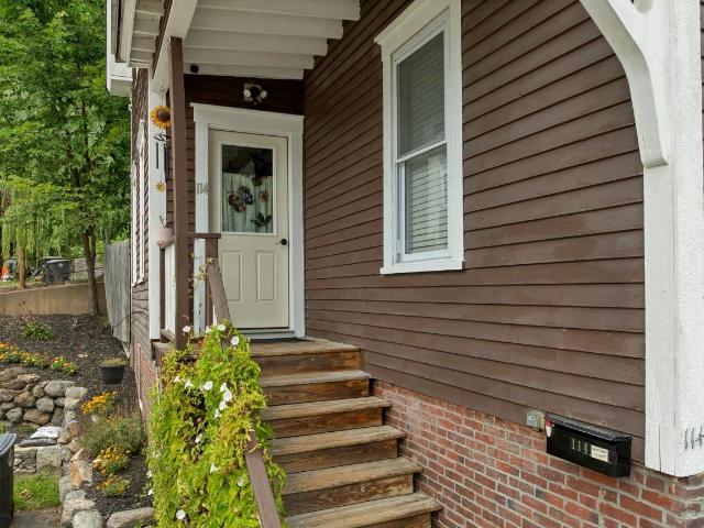 114 W Bow Street