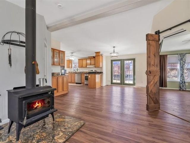 114 W Highland St, Oak Creek, CO 80467