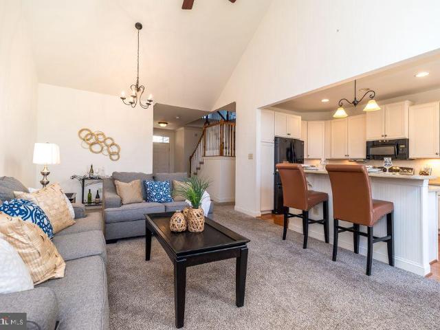114 W Kennedy Road # 189