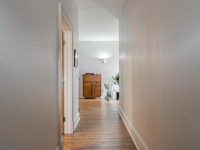 114 W Locust Street