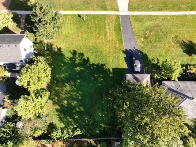 114 W Prairie Avenue