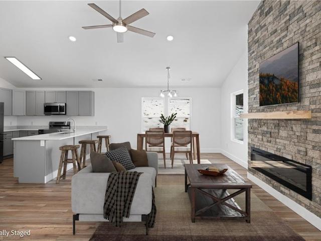 114 Woodpecker Road