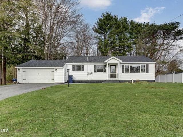 114 Watrobski Dr, Hagaman, NY 12086