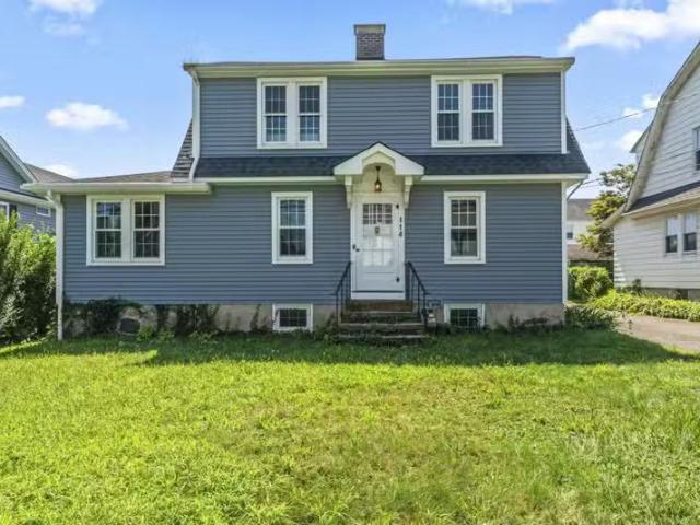 114 WESTVILLE AVE, DANBURY, CT 06810 Single Family Residence F.