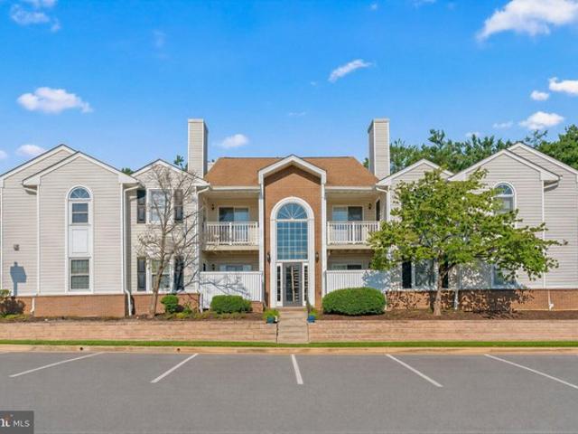 114 Westwick Ct Unit 8, Sterling, VA 20165