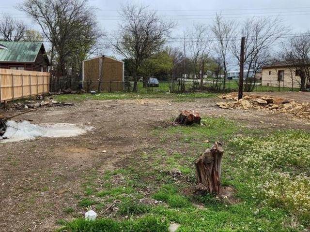 114 Willow Ln, Roanoke, TX 76262