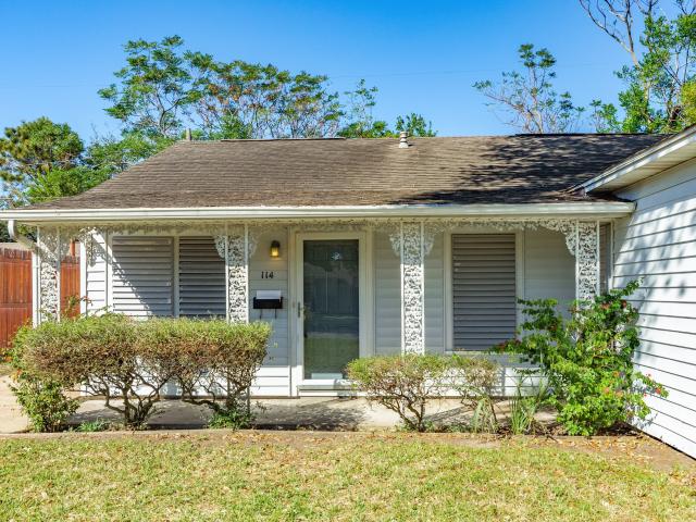 114 Tarpon Avenue