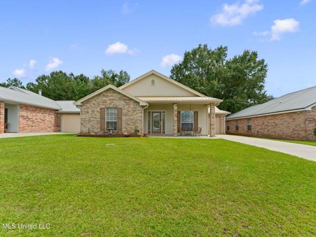 114 Teddy Ln, Picayune, MS 39466