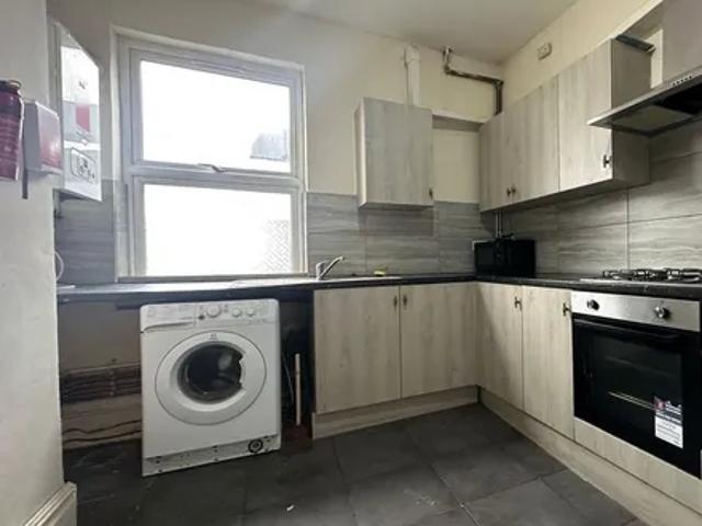 114 Upton Lane, London, E7 9PB, United Kingdom | 2 bed apartment for rent #138930987 | Rentberry