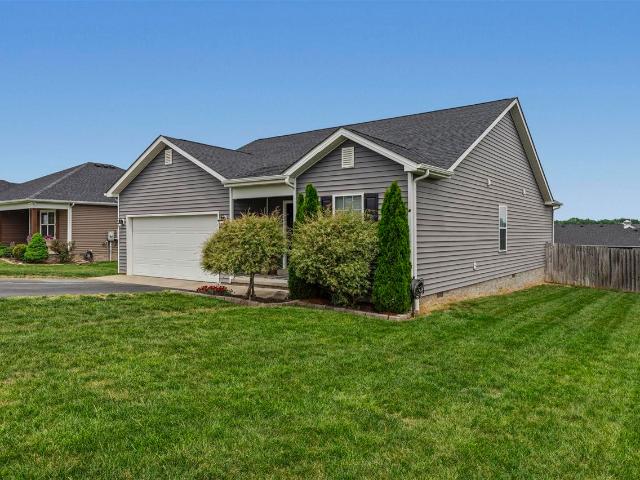 114 Victoria Way