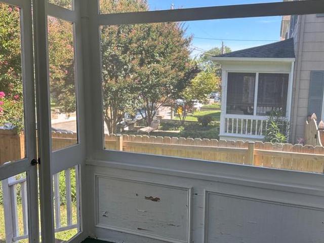 114 Vue De Leau Street