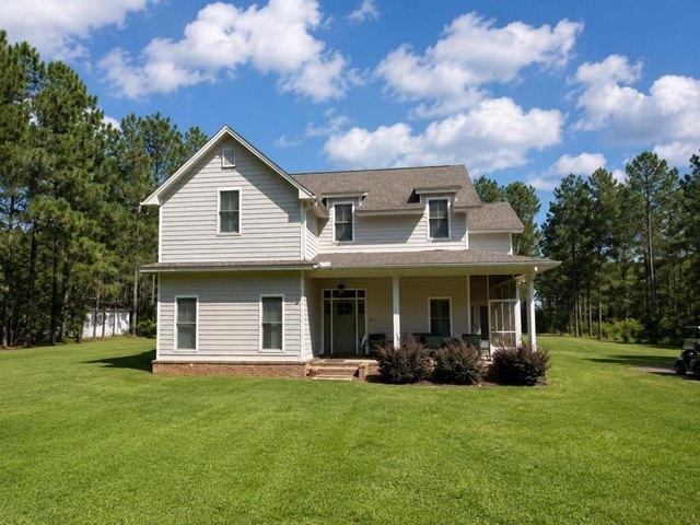 114R E Willis Rd, Tifton, GA 31793