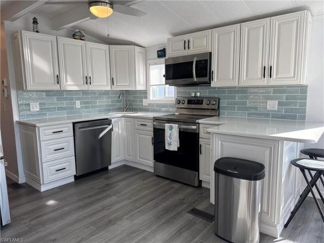 11541 Cardiff, FORT MYERS, FL 33908