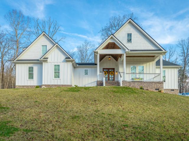 11544 Armstrong Rd, Soddy Daisy, TN 37379 | MLS #1530 | Compass