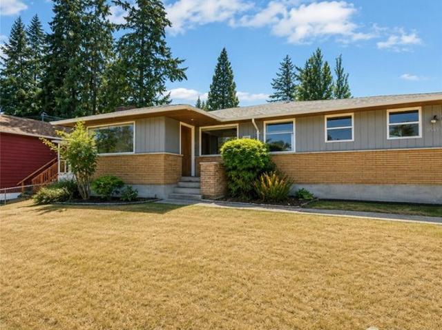 11549 N Park Ave N, Seattle, WA 98133