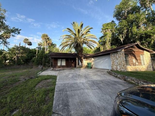 1154 Buena Vista Dr, Daytona Beach, FL 32117