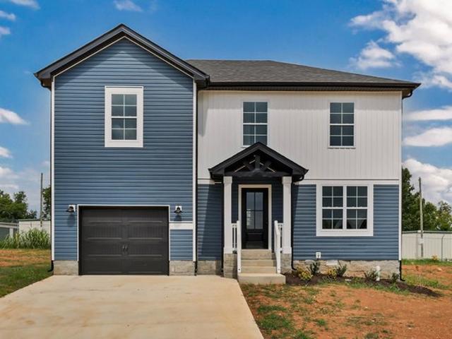 1154 Boulder Pass Rd, Clarksville, TN 37040