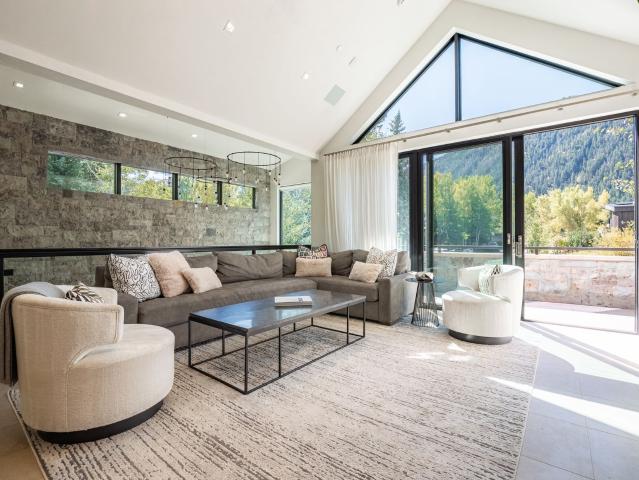 1154 East Cooper Avenue Unit B, Aspen, US, CO