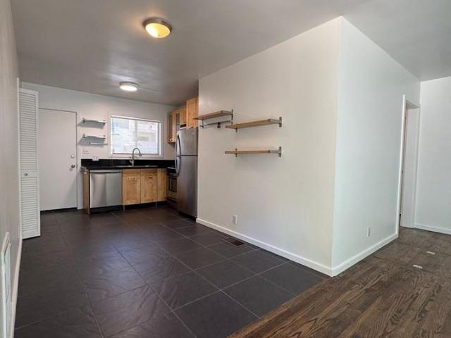 1154 Venice Blvd 1 Bedroom Apartment for Rent at 1150 Venice Blvd, Los Angeles, CA 90291 Venice