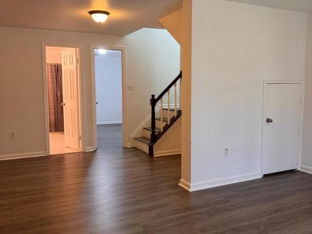 11553 Hill Meade
