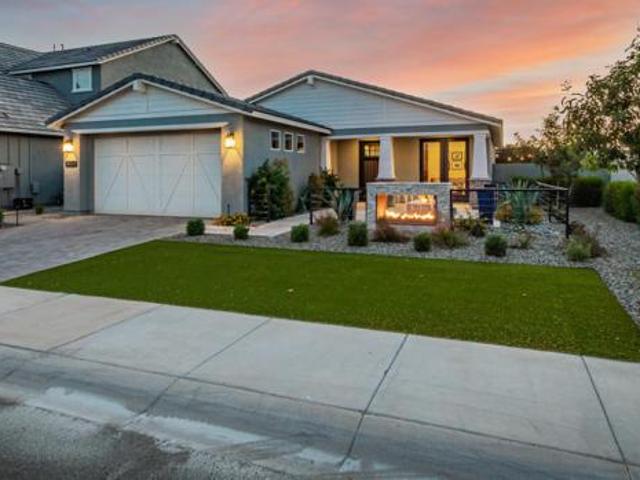 11552 N San Clemente St, Surprise, AZ 85388